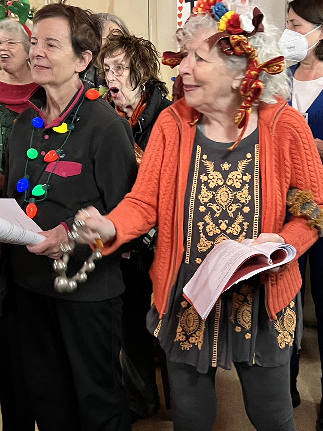 Kate Walter writes about the Bliss Singers at Christmas, Photos by ...